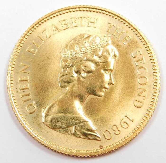 An Elizabeth II Hong Kong one thousand dollar gold coin 1980, cased, 15.9g.